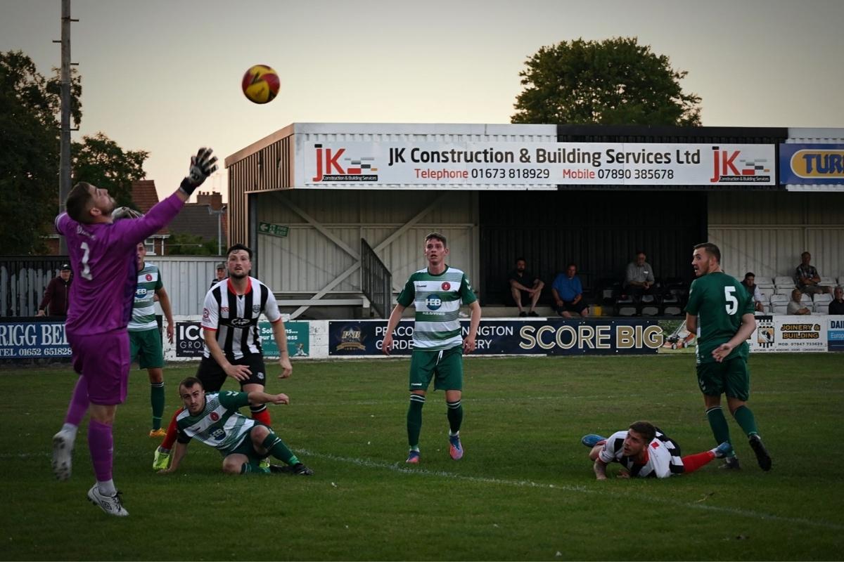 Brigg Town FC CIC 1-1 Dronfield Town - Brigg Town Football Club CIC ...