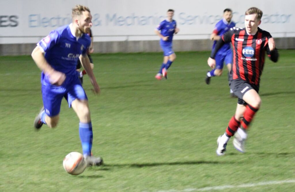 Dronfield Town 0-1 Brigg Town FC CIC - Brigg Town Football Club CIC ...