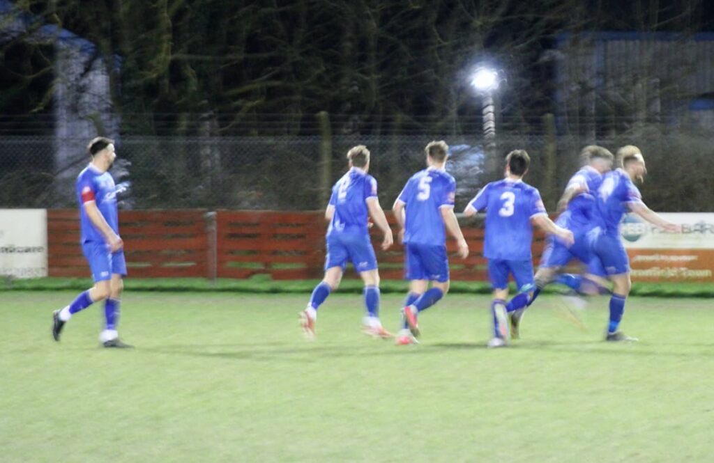 Dronfield Town 0-1 Brigg Town FC CIC - Brigg Town Football Club CIC ...